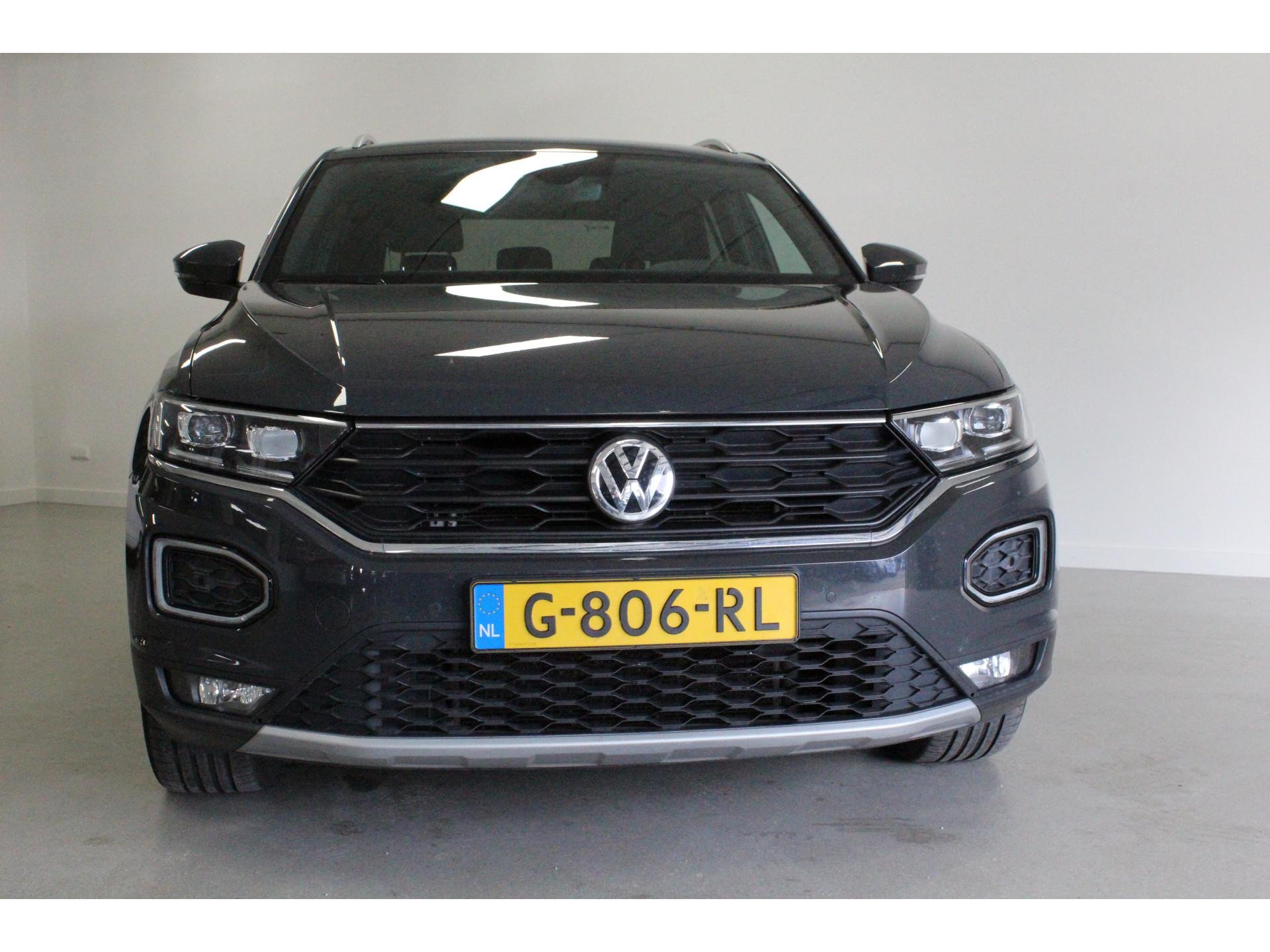 Volkswagen T-Roc 1.5 TSI Sport - Petrol - Automatic - 150 hp - 177.099 ...